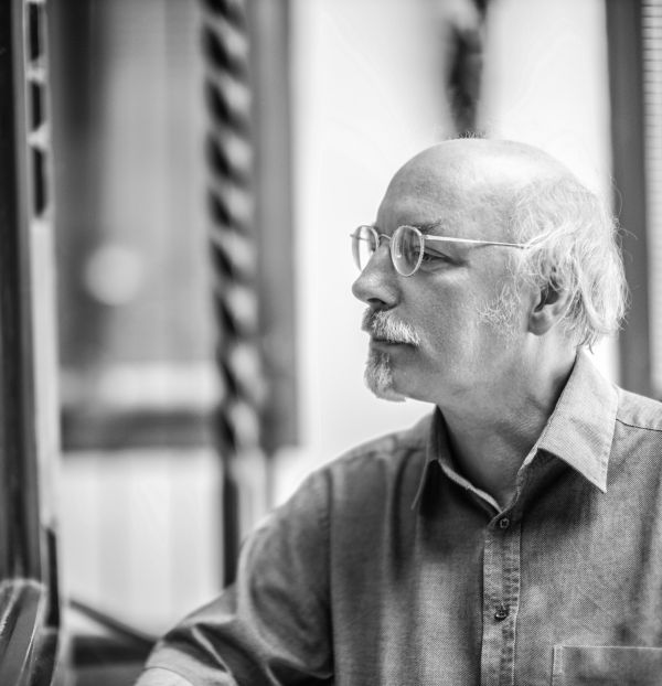 ΑΦΙΕΡΩΜΑ ΙΑΝΝΗ ΞΕΝΑΚΗ: ΤΟ dissonArt ensemble ΠΑΙΖΕΙ ΞΕΝΑΚΗ