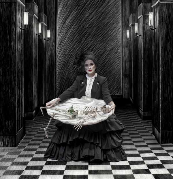 ΦΑΥΣΤΑ του ΜΠΟΣΤ